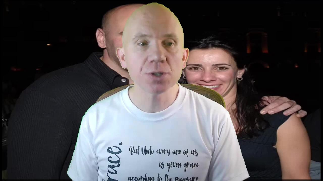 Dana White UFC BOSS apologizes after slapping - One News Page VIDEO