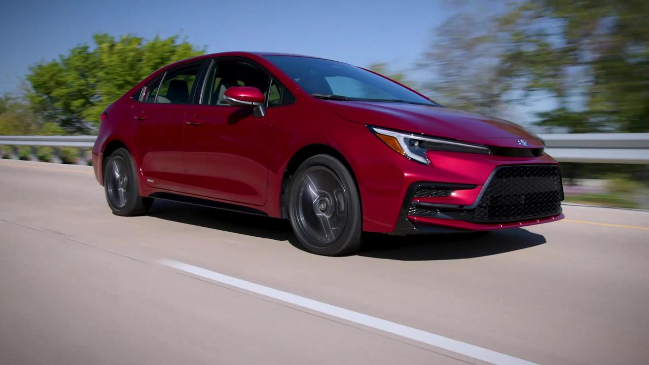 2023 Toyota Corolla SE Hybrid in Ruby Flare - One News Page VIDEO