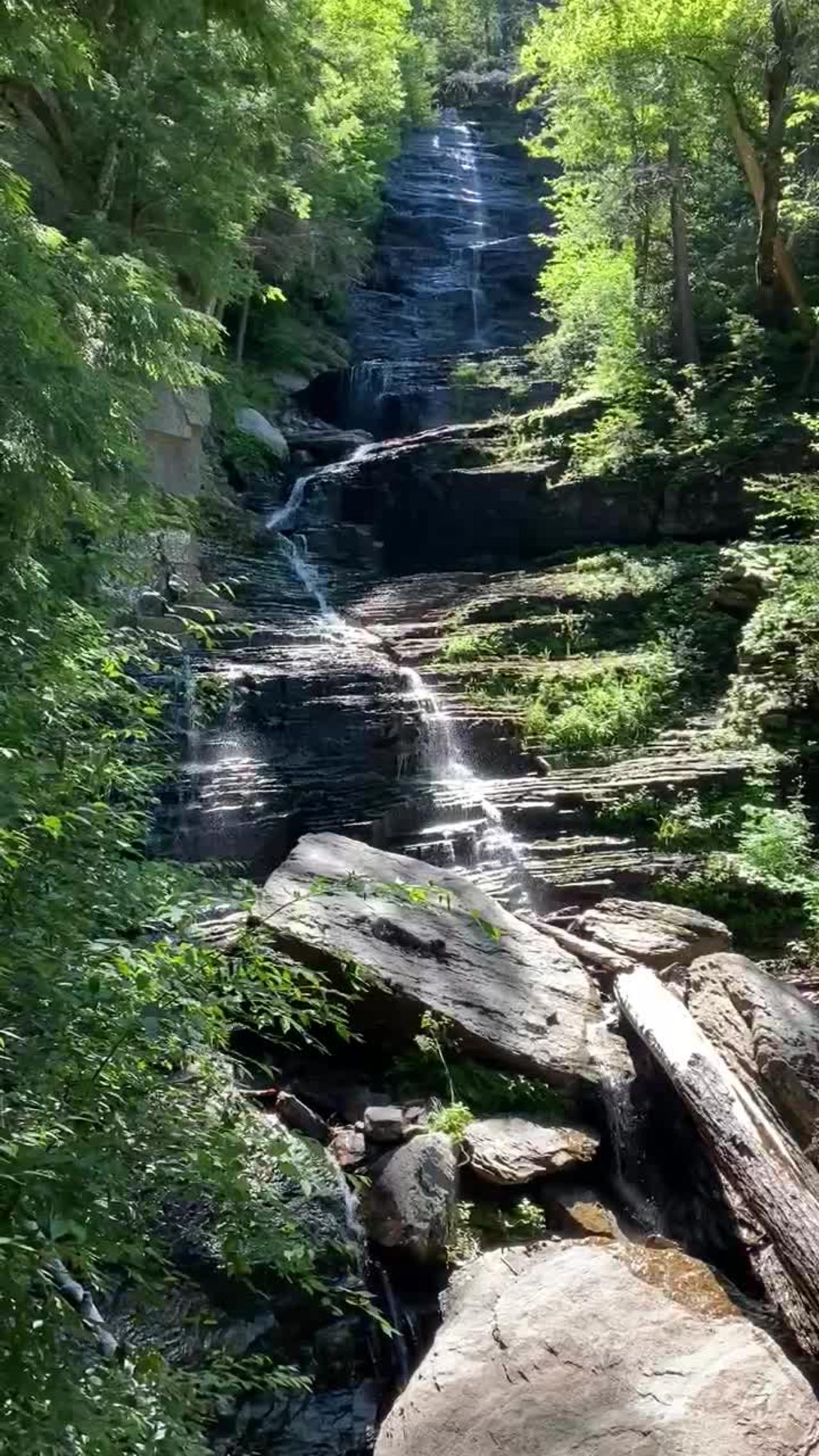 17 SEC OF BEAUTY AND PEACE FOR YOU - One News Page VIDEO