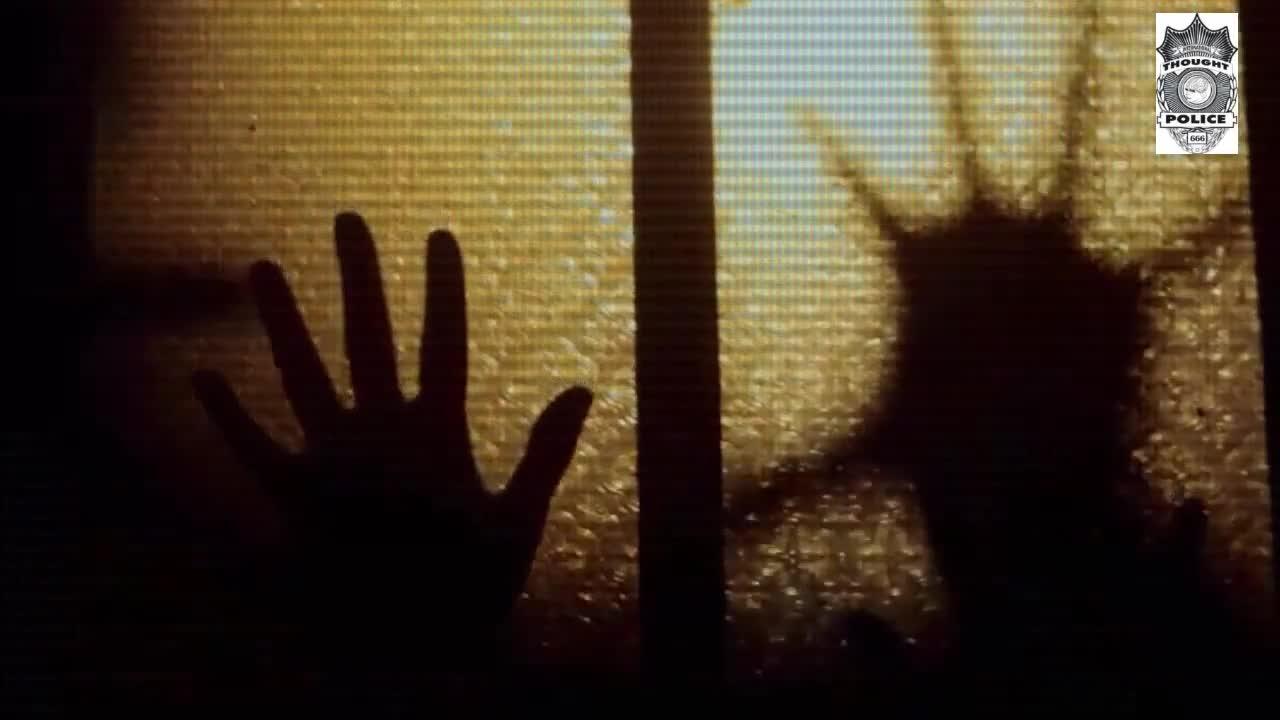 Monster Coming Out - One News Page VIDEO