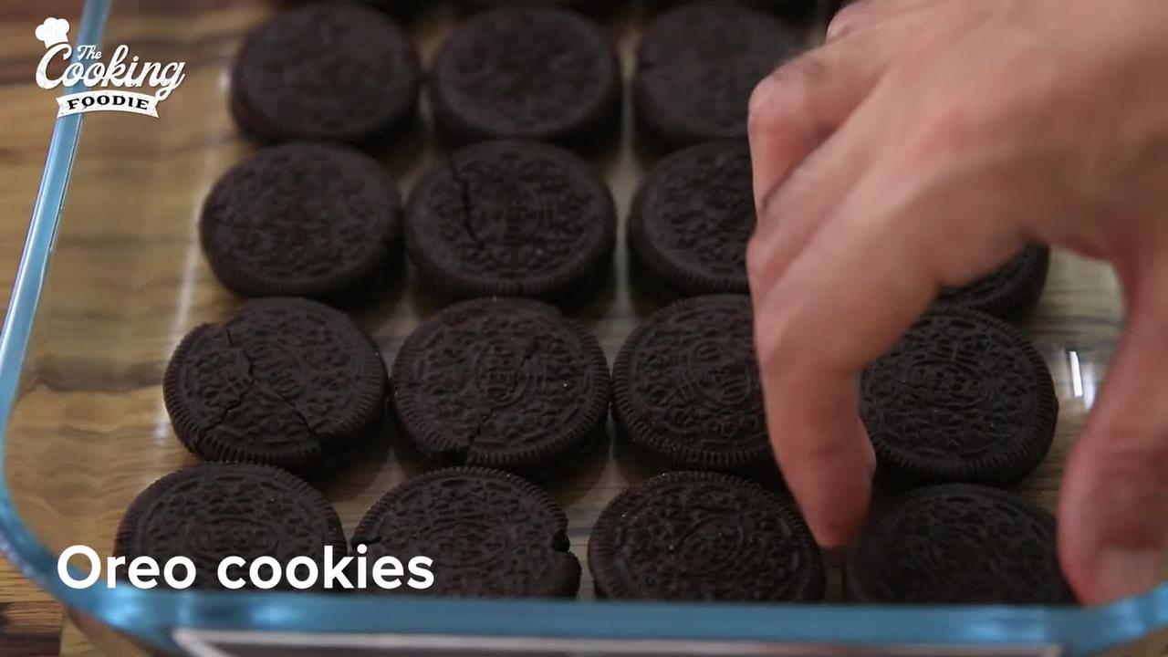 spread the last third of layer cream on top - One News Page VIDEO