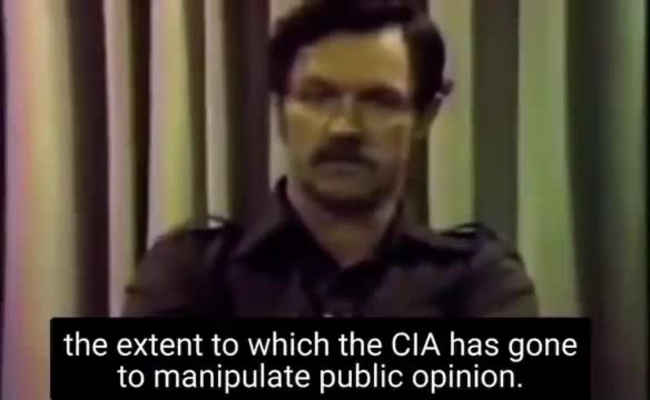 2023-01-13 In the 1980s journalist Louis Wolf - One News Page VIDEO