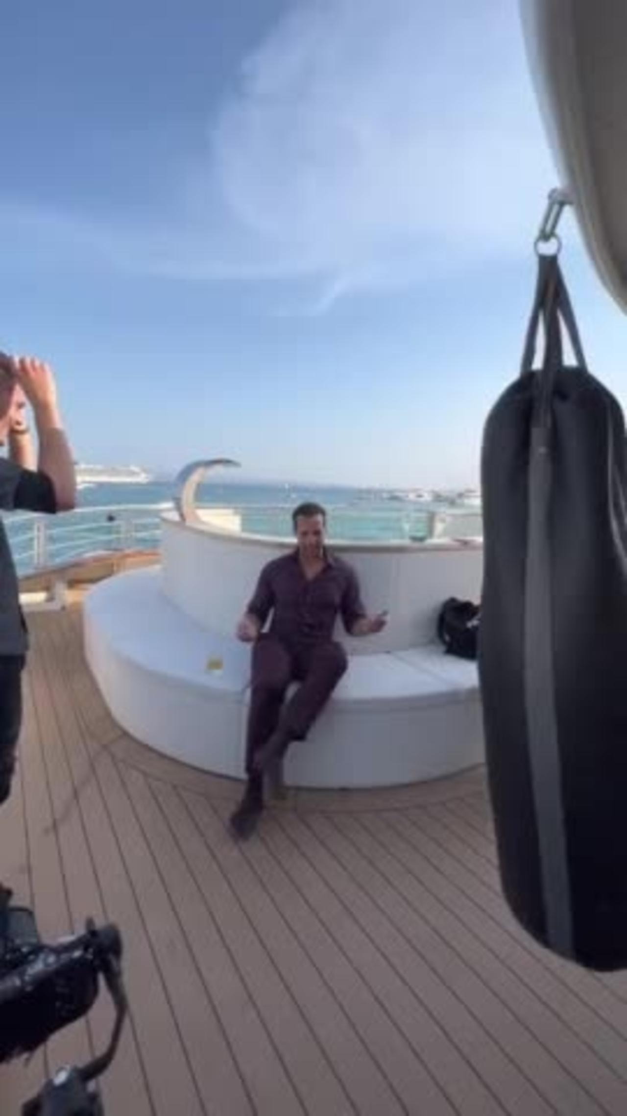 Tristan Tate teaches you the importance of - One News Page VIDEO