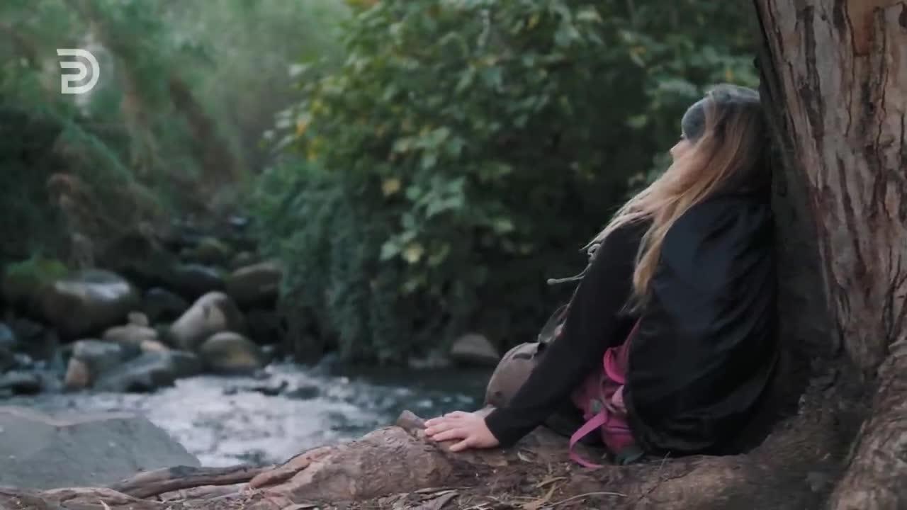 Our Praise Silences The Devil >>> DEREK - One News Page VIDEO