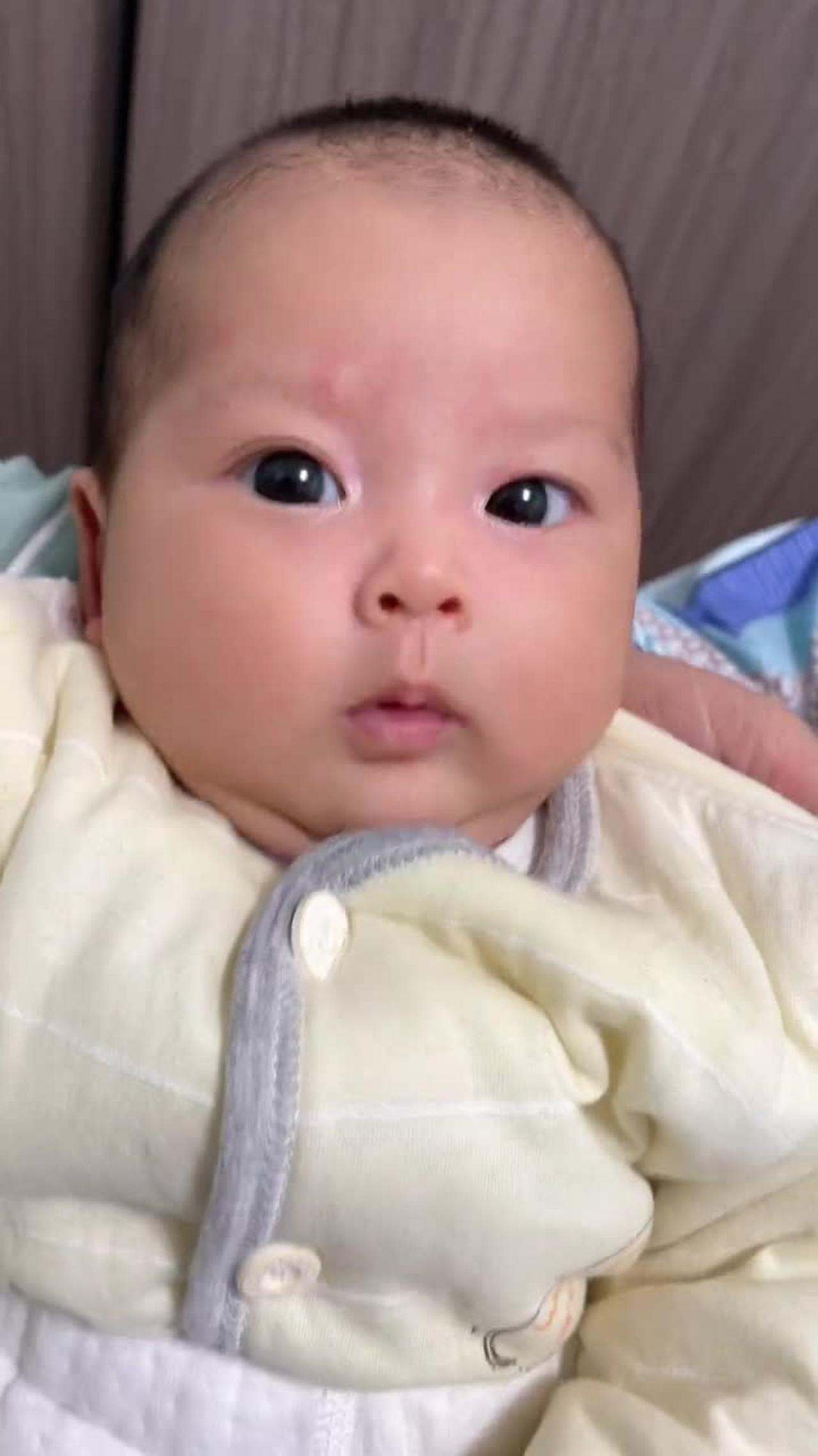 funny baby face 🤣🤣 - One News Page VIDEO
