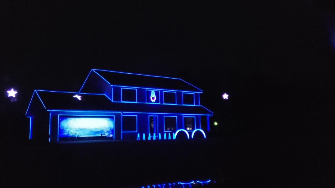 Light up the Holler 2022 Little Drummer Boy - One News Page VIDEO