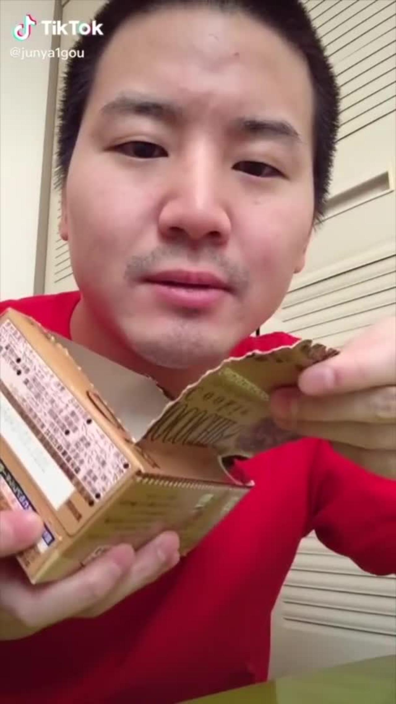 Extremely Funny Japanese Comedian - One News Page VIDEO