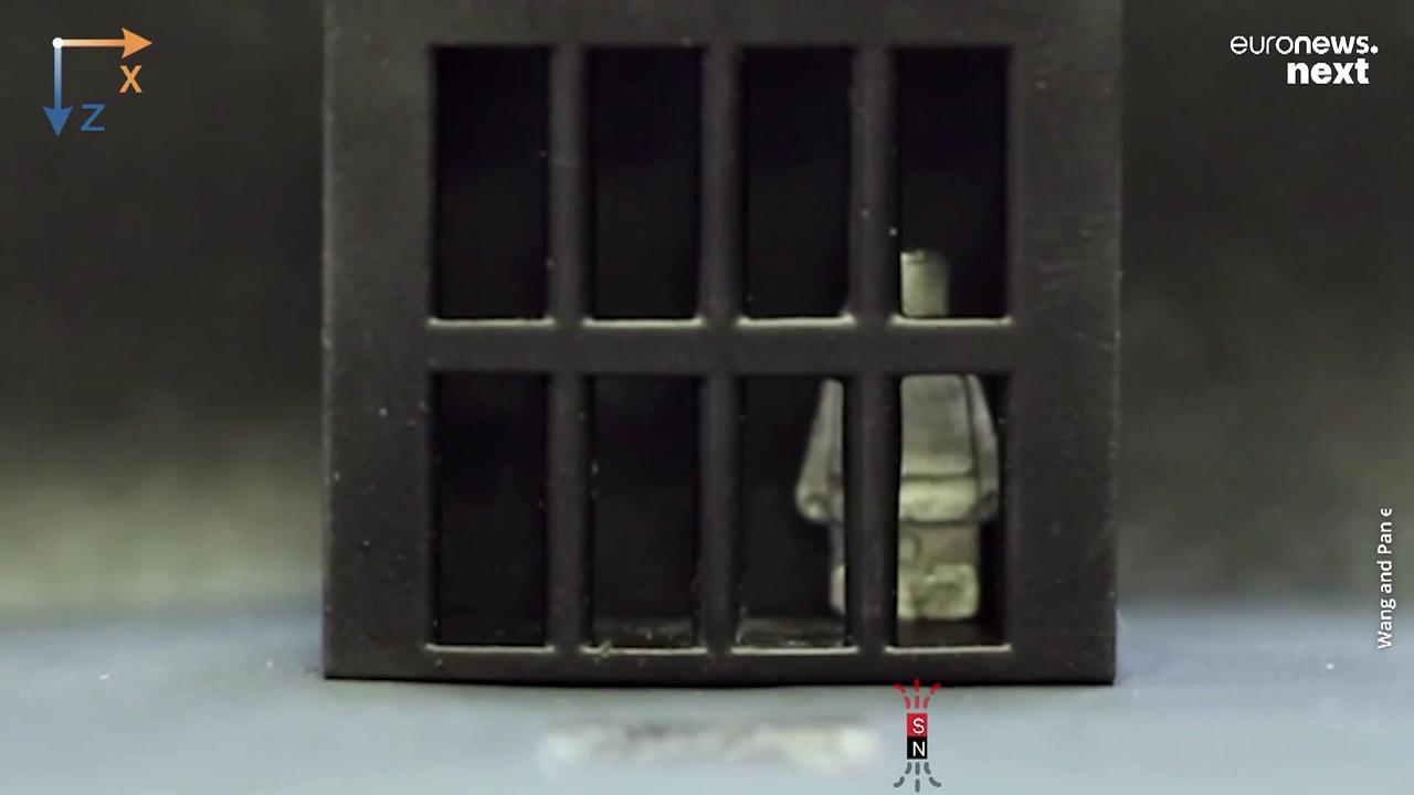 This shape-shifting robot can melt through bars - One News Page VIDEO