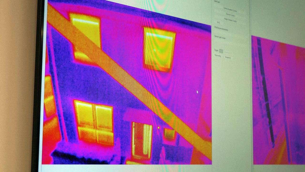 New mega-lab makes own weather to test homes of - One News Page VIDEO