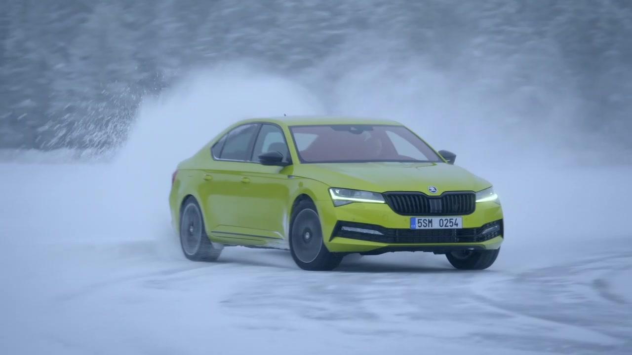 The new Skoda Superb Sportline in Dragon skin - One News Page VIDEO