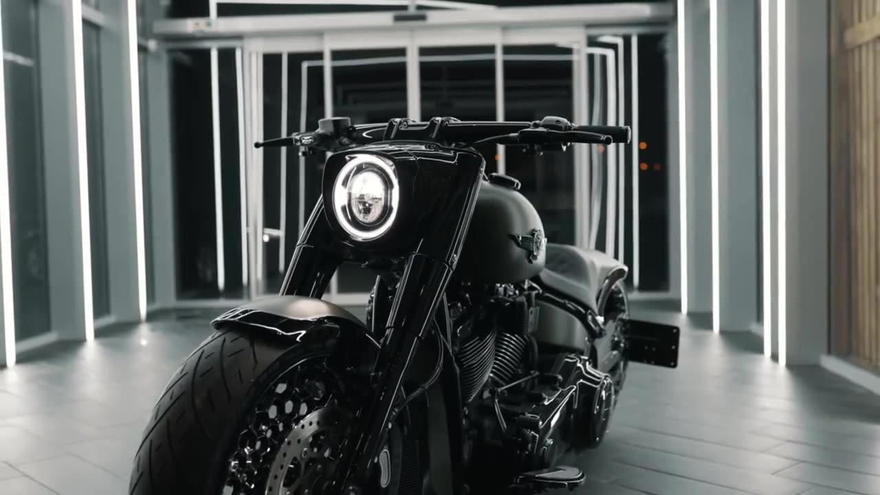Harley-Davidson Fat Box IV by Box39 - One News Page VIDEO