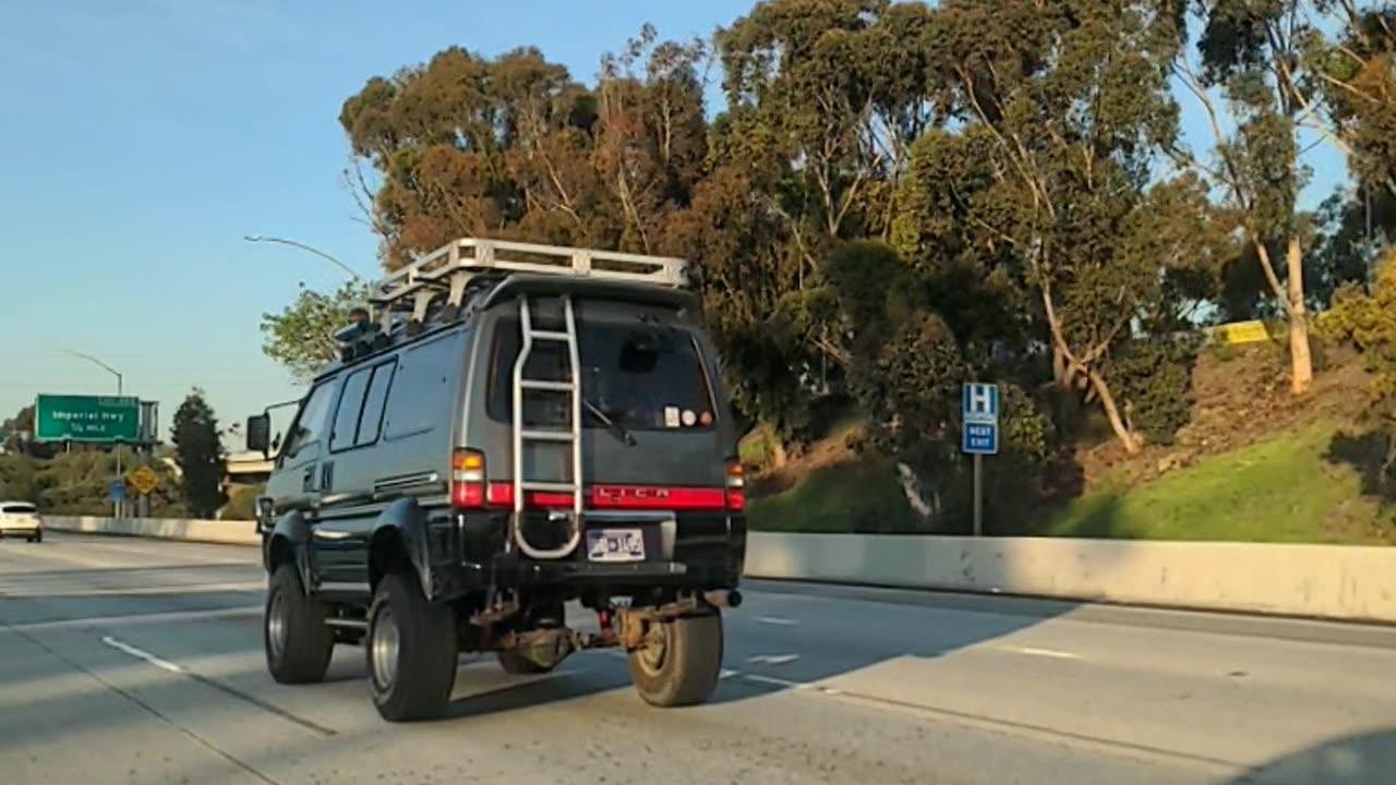 JDM Van in USA - One News Page VIDEO