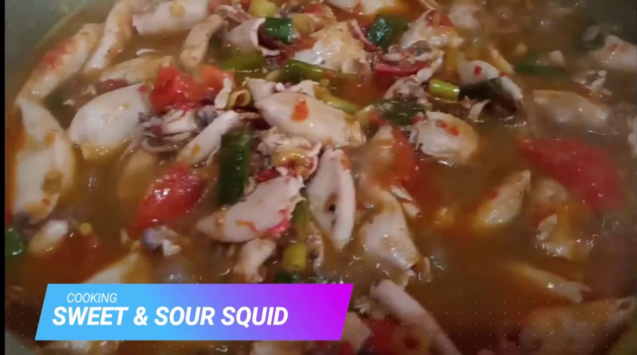 COOKING SWEET & SOUR SQUID - One News Page VIDEO