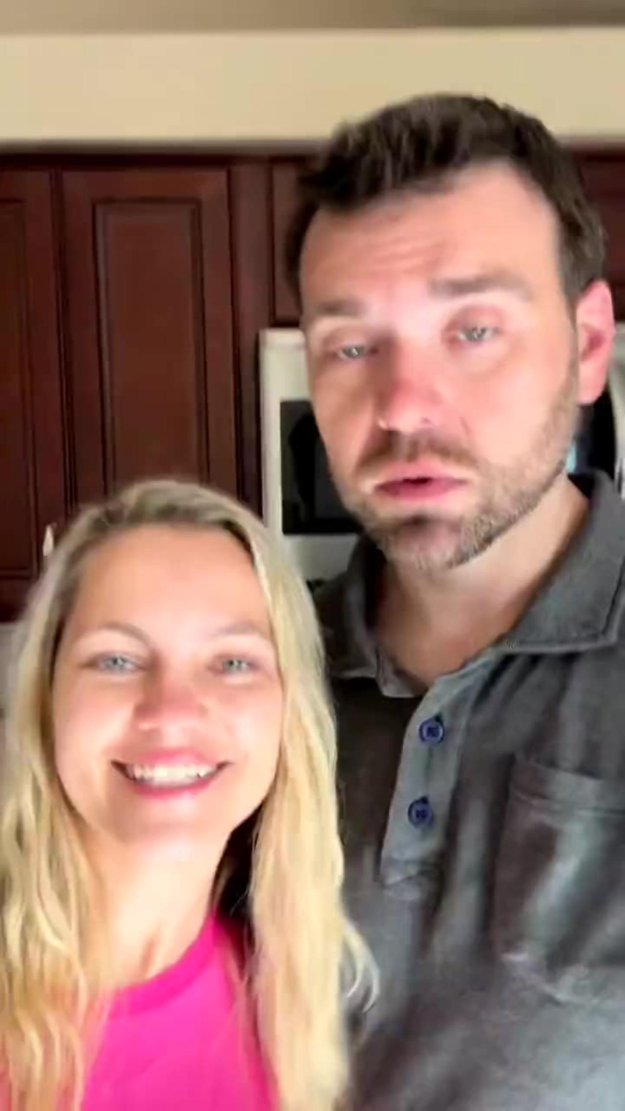 The pillow fight is on!! - with Tanya Tay - One News Page VIDEO