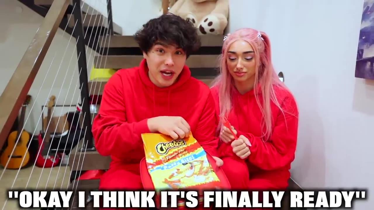 Eating Only ONE COLOR Food for 24 Hours! - One News Page VIDEO