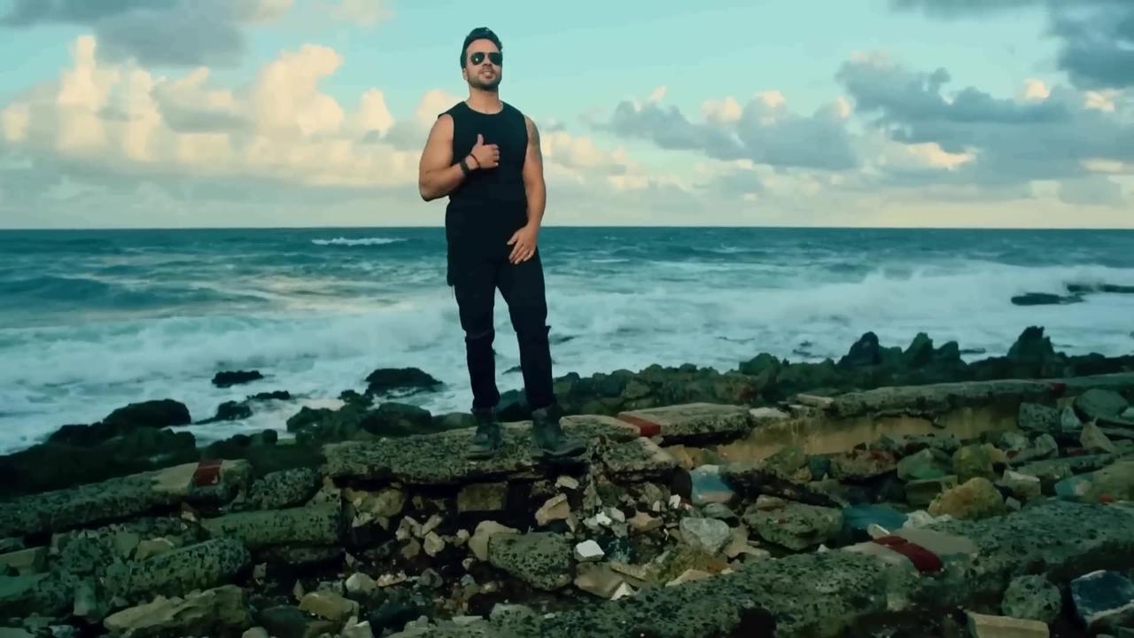 Luis Fonsi feat. Daddy Yankee - Despacito - One News Page VIDEO