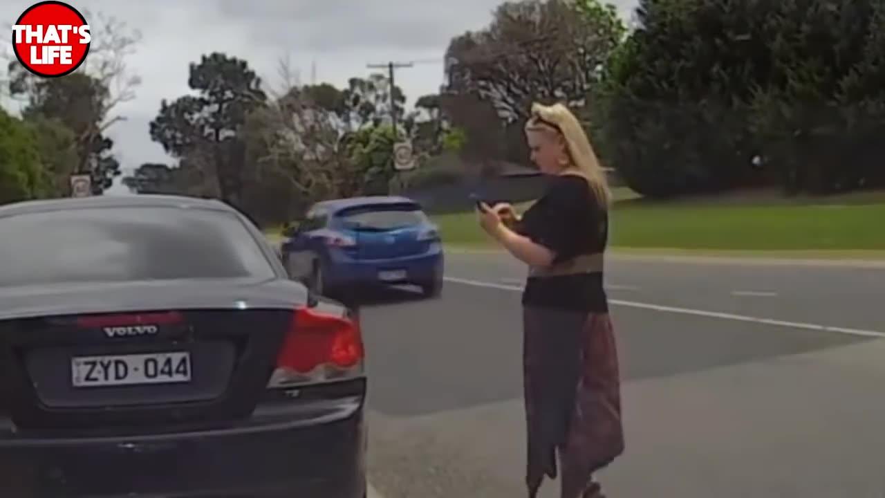 Funny Women Fails in Traffic XD - One News Page VIDEO