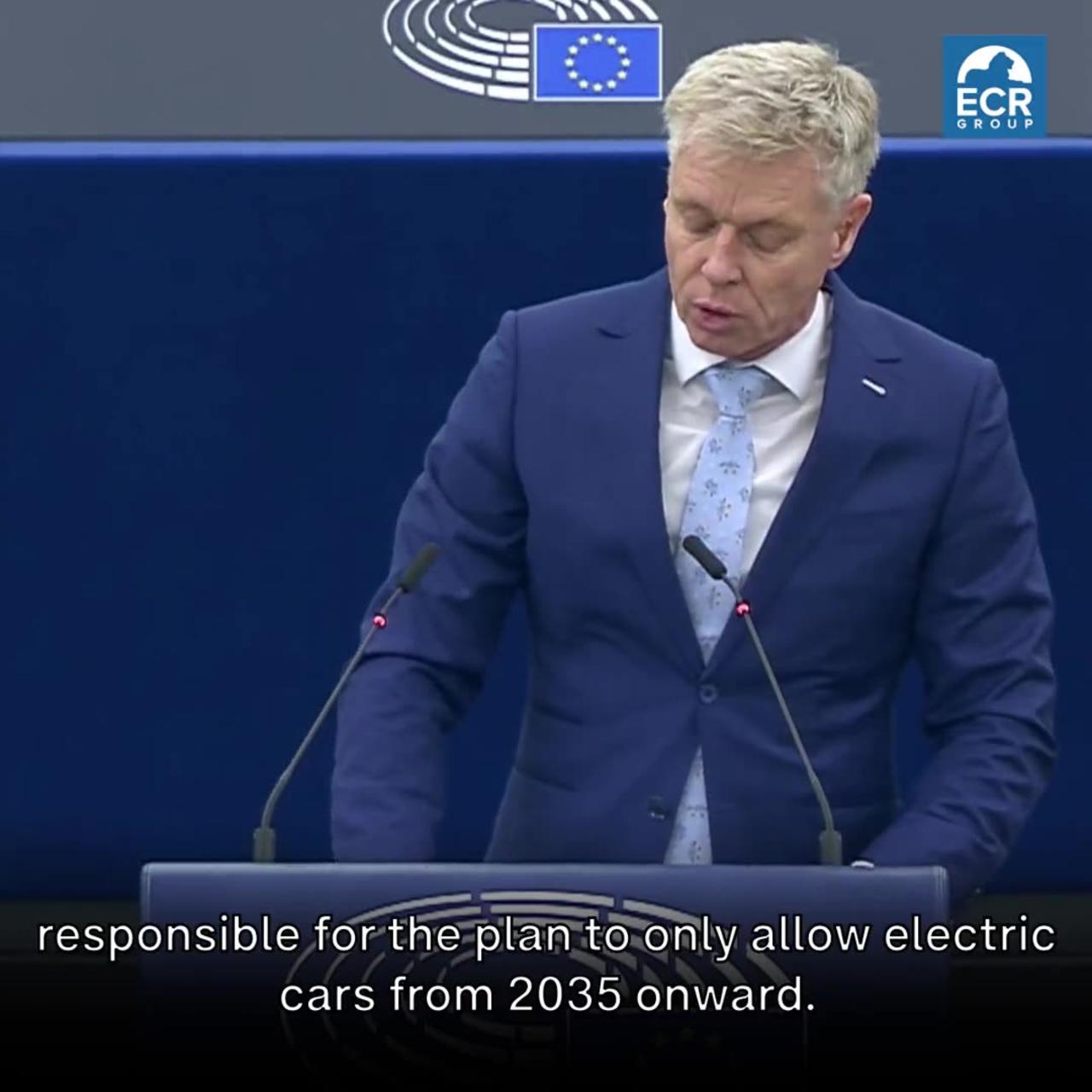 Rob Roos standing up for the citizens - One News Page VIDEO