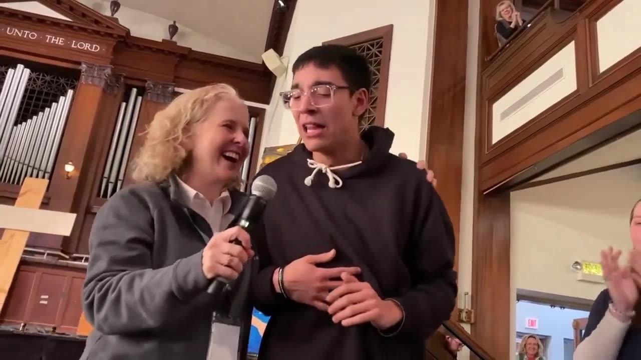 Asbury College Revival has been happening for - One News Page VIDEO