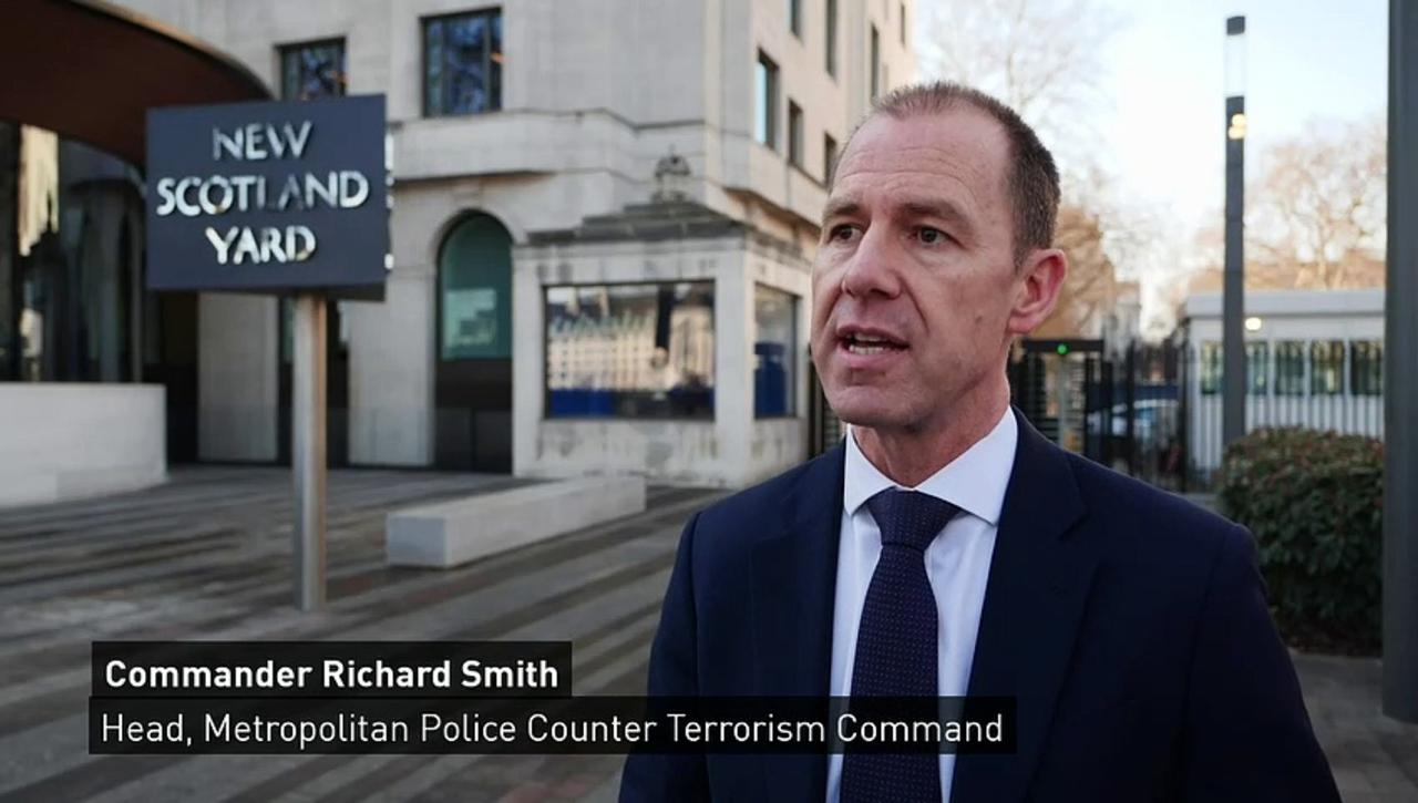 Met police give details of info gathered by spy - One News Page VIDEO