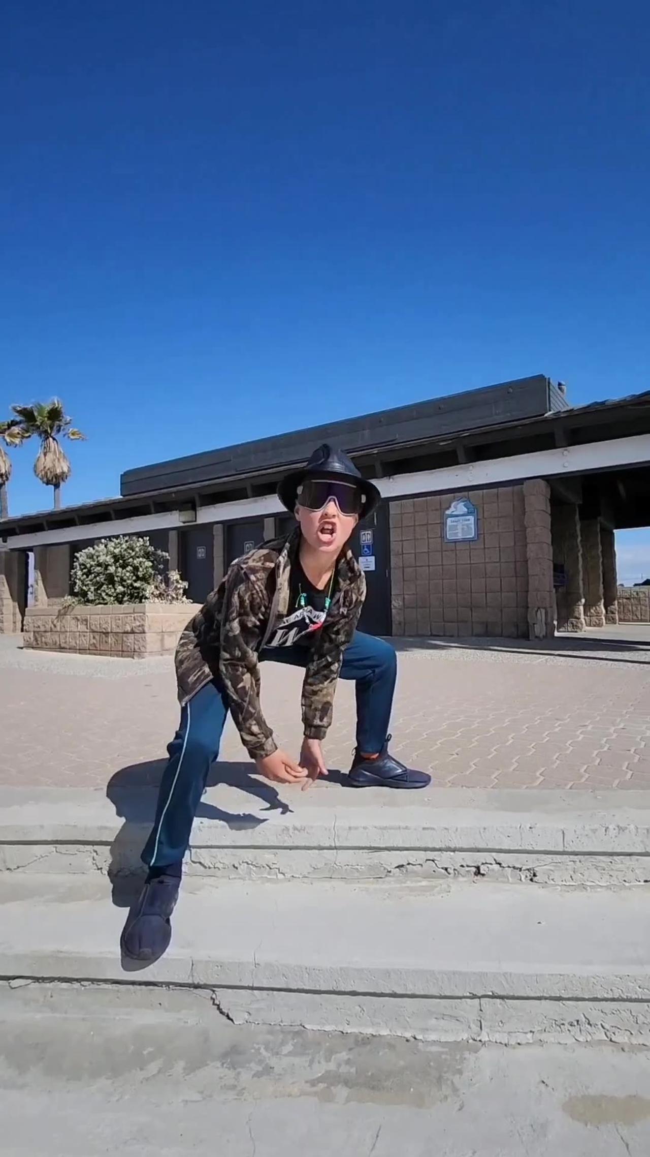 Born On A Sunday - One News Page VIDEO