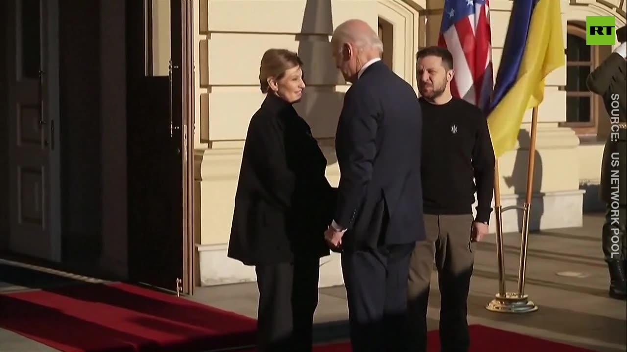 Biden arrives in Kiev, meets with Zelensky - One News Page VIDEO