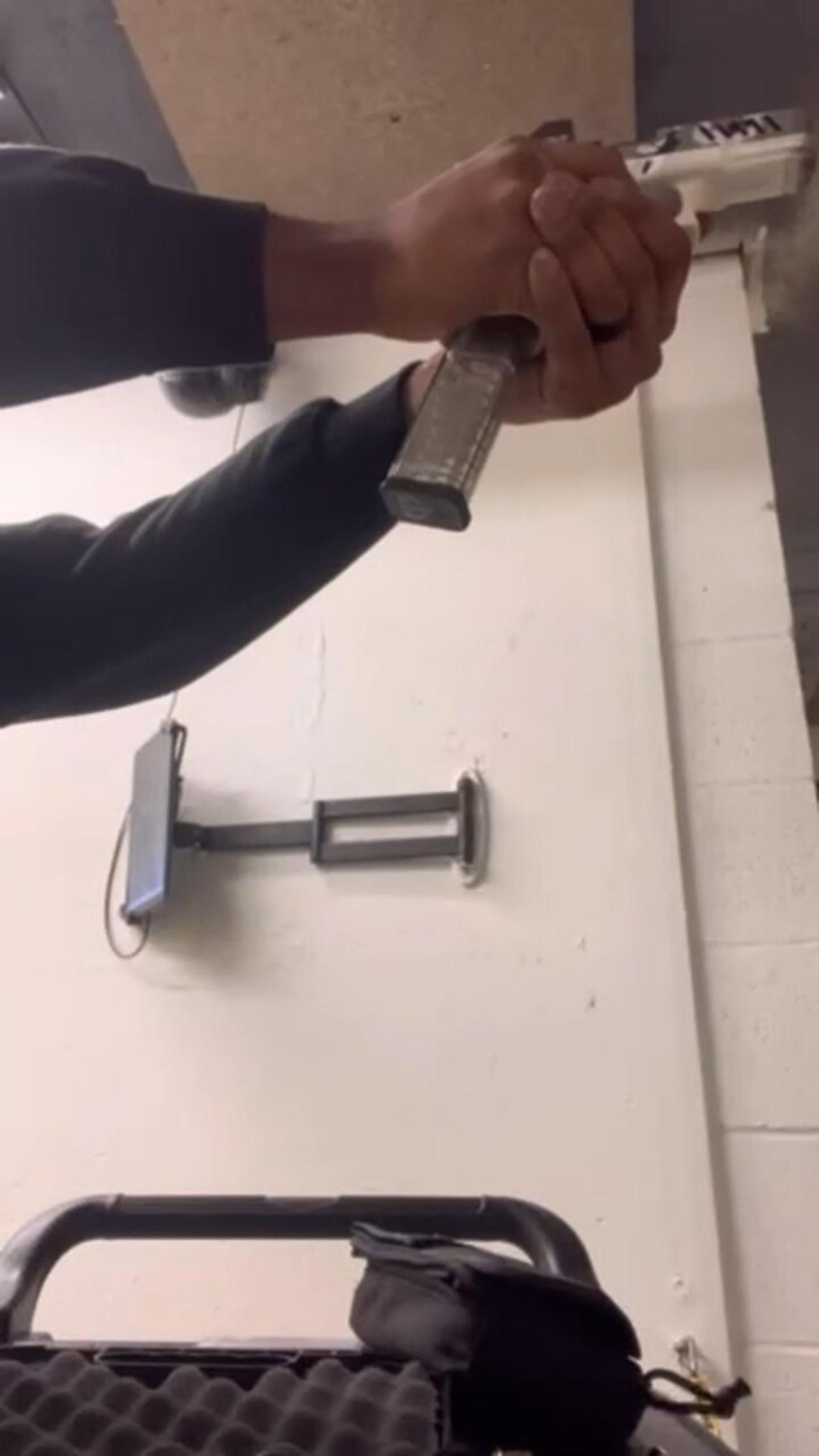 Full Auto Glock 19 Build - One News Page VIDEO