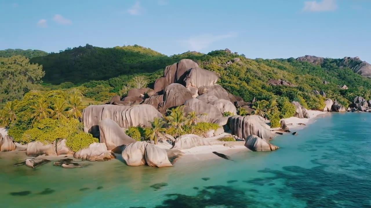 Top 10 Countries with Beautiful Destinations - One News Page VIDEO