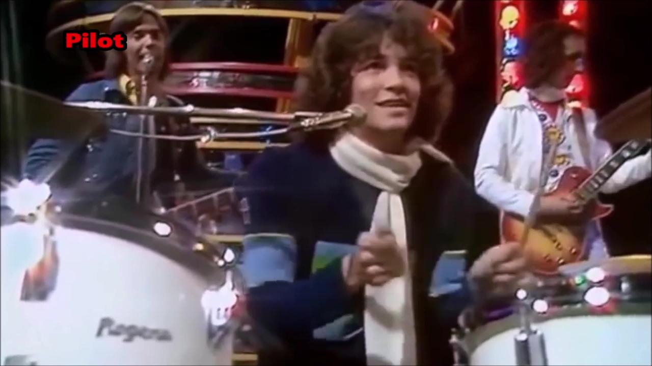 Pilot - Magic "Live" at The BBC 1974 - One News Page VIDEO