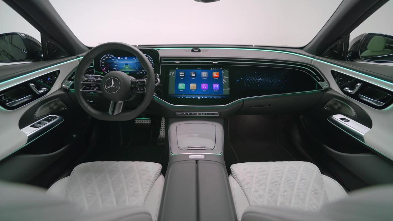 Mercedes-Benz E-Class In Car Entertainment - One News Page VIDEO