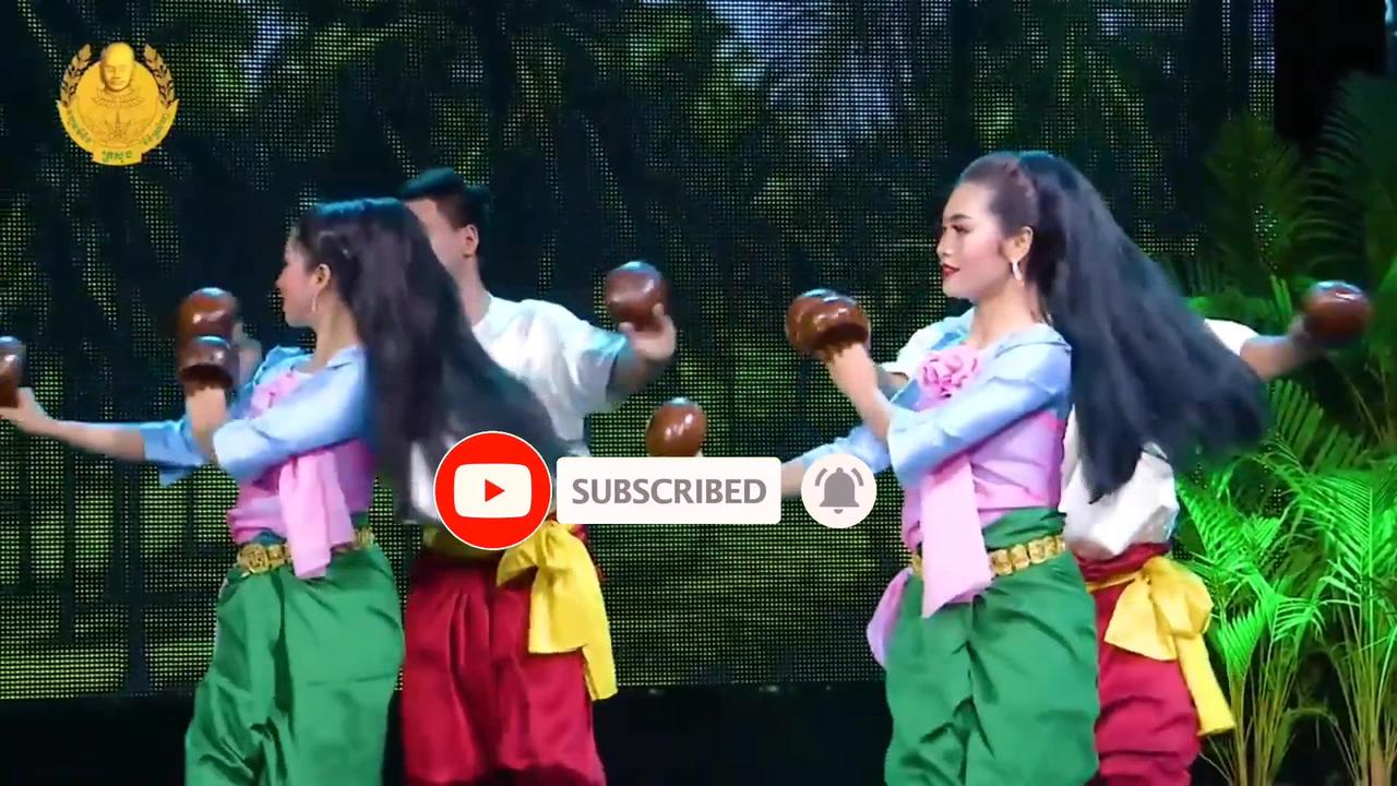 Best Part of Khmer Coconut Dance - One News Page VIDEO