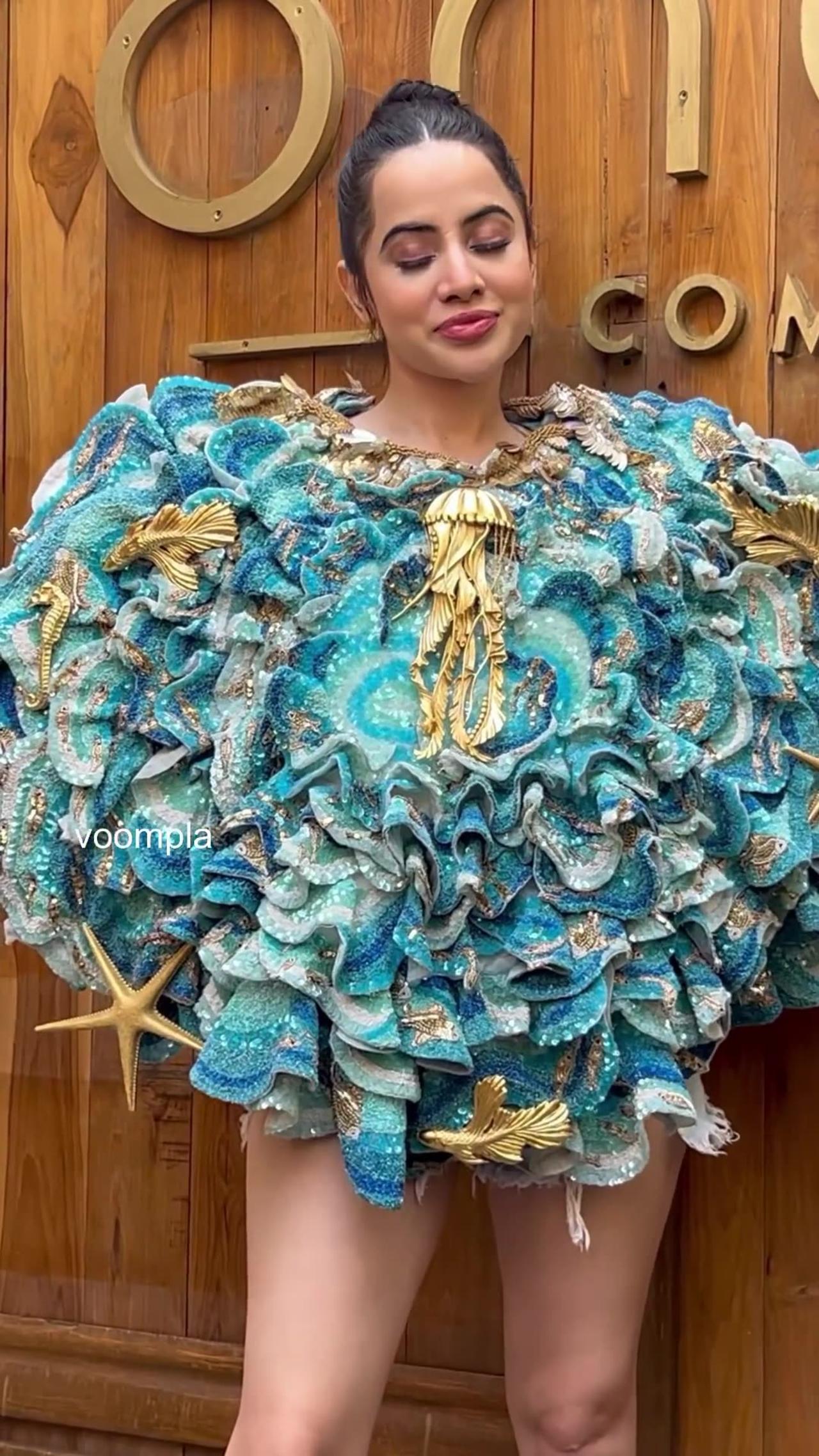 Urfi javed best moment - One News Page VIDEO