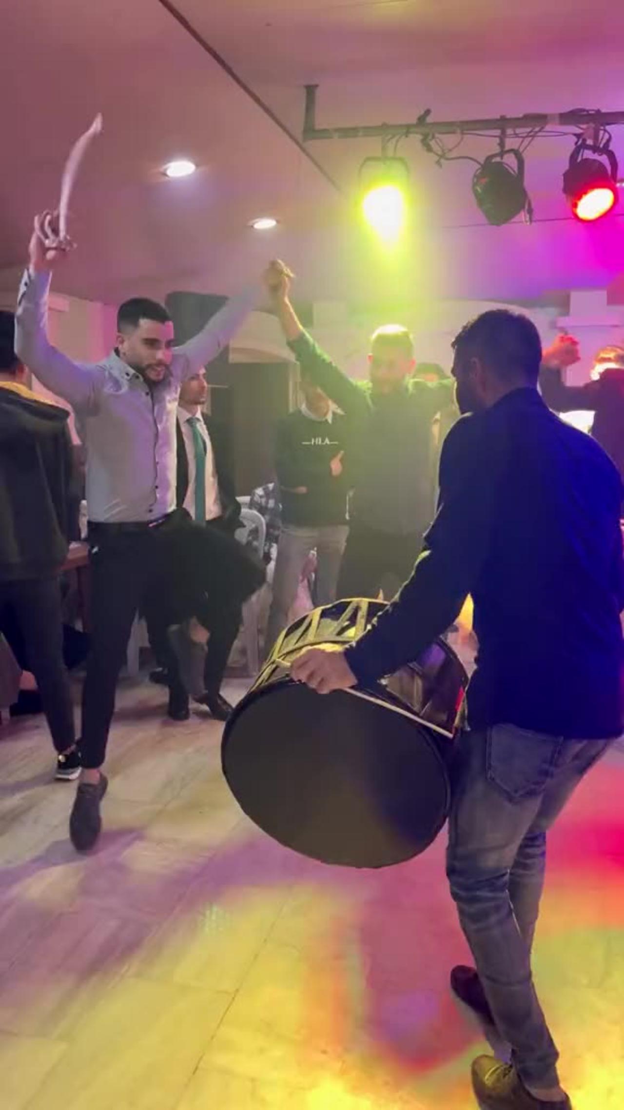 Egyptian dance video Egyptian dance in marriage - One News Page VIDEO