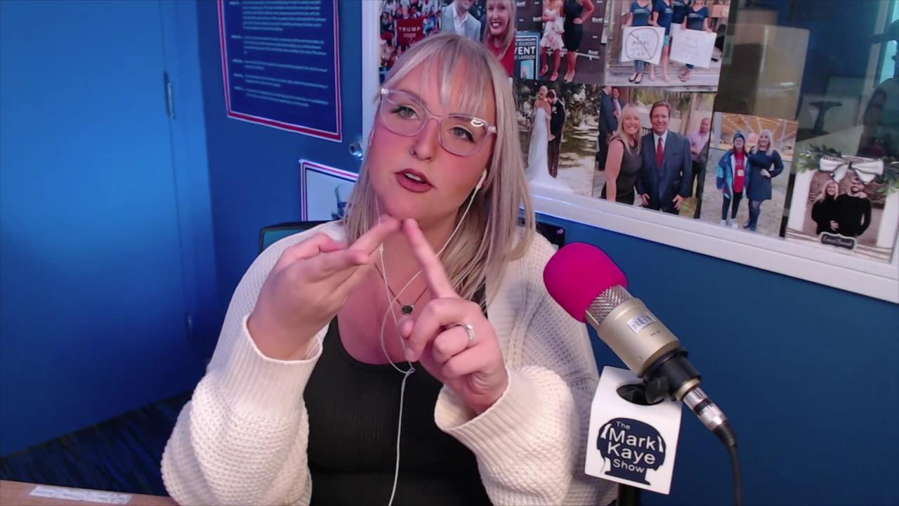 RON DESANTIS PUDDING WITH HIS HANDS! - One News Page VIDEO