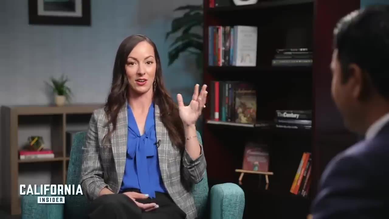 Former Teacher Explains How She Got Fired For - One News Page VIDEO