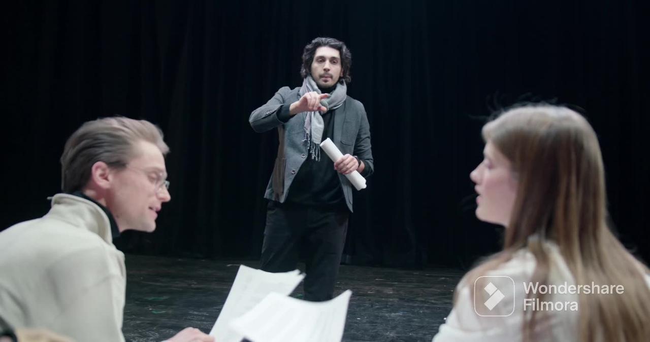 Best romantic video scene in movie - One News Page VIDEO