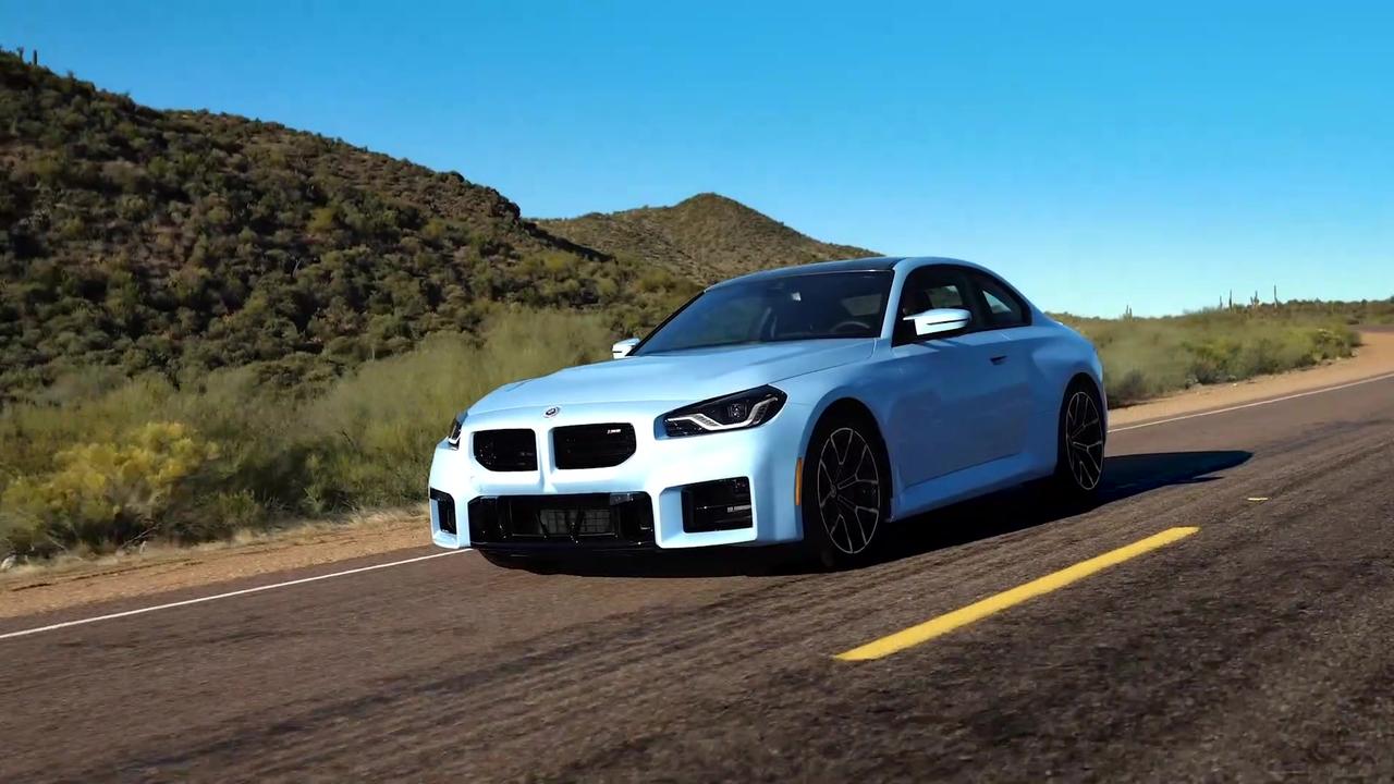 The all-new BMW M2 in Zandvoort Blue Driving - One News Page VIDEO