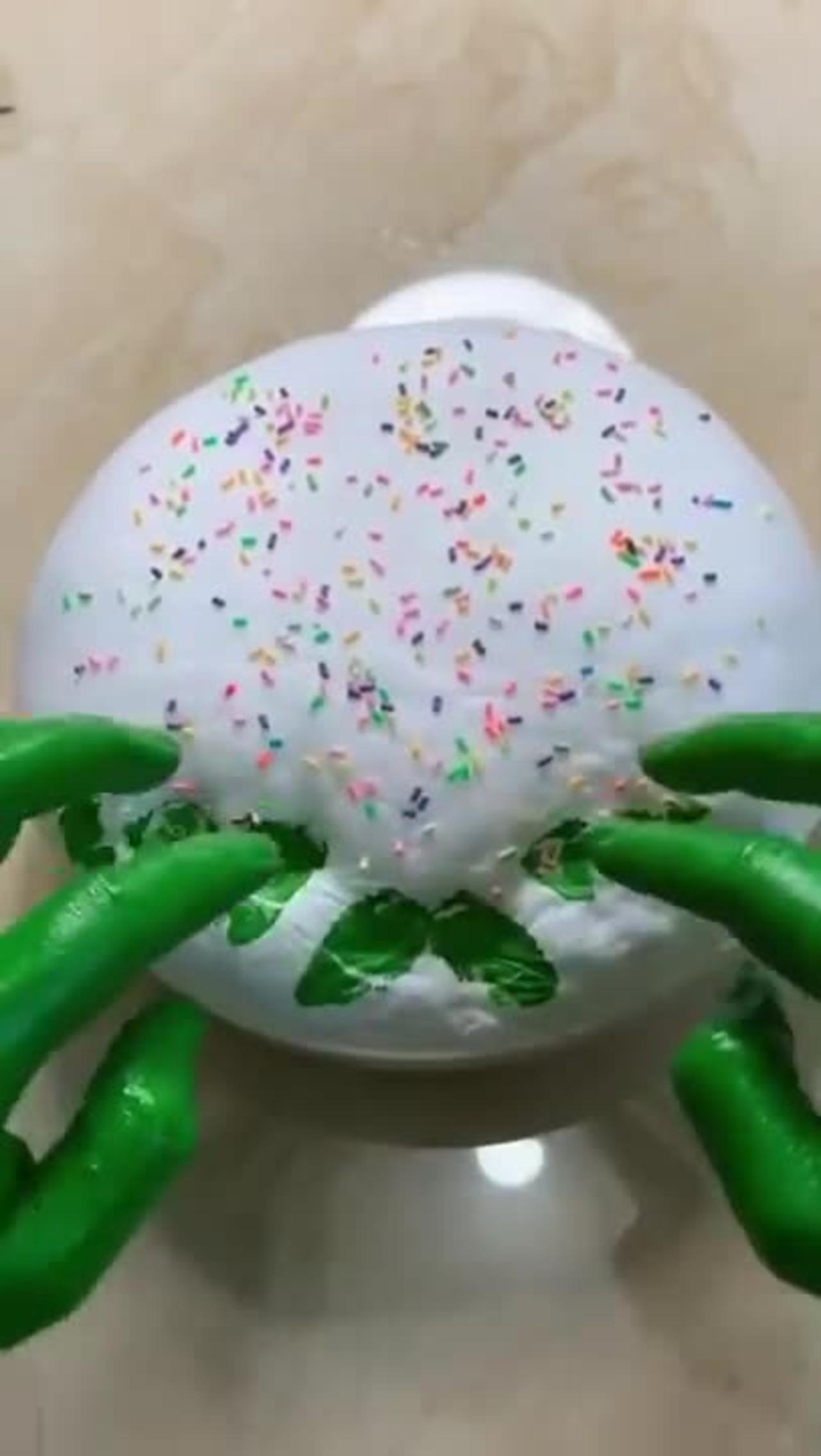 The Most Satisfying Video In The World (shorts) - One News Page VIDEO