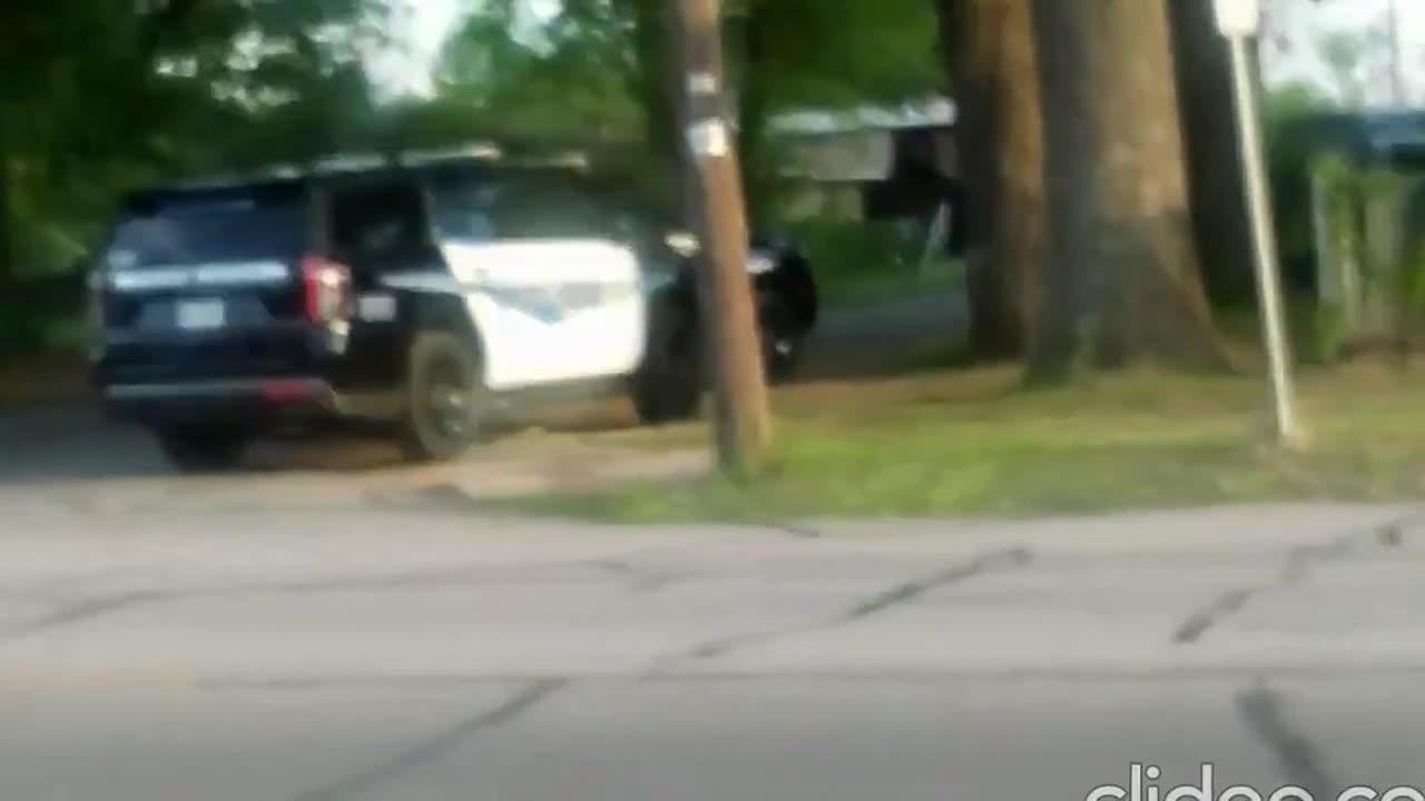 POLICE CARS PARIS, TX AT 28th NW and BONHAM ST - One News Page VIDEO