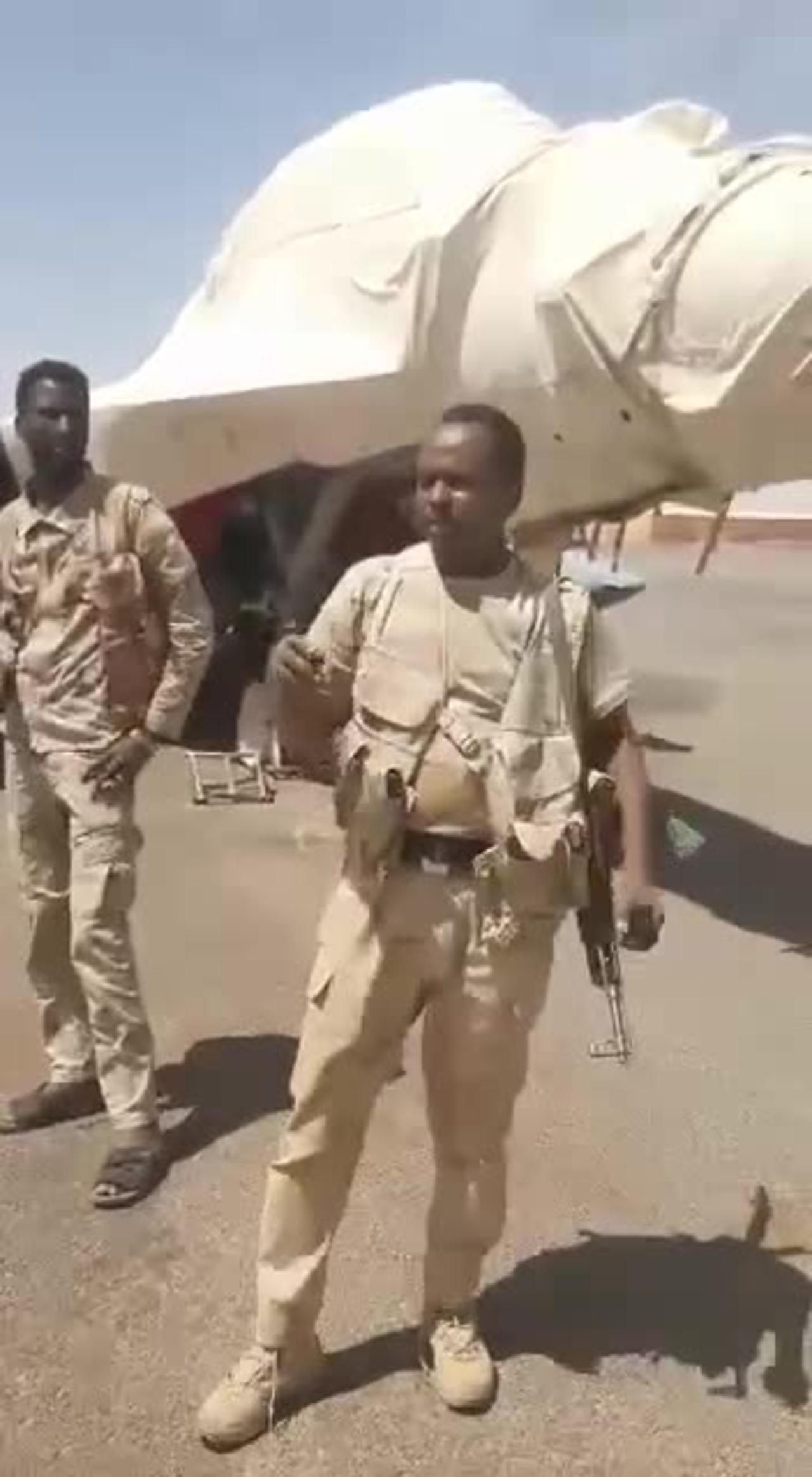 Rebel Group in Sudan Captured Mig jets - One News Page VIDEO