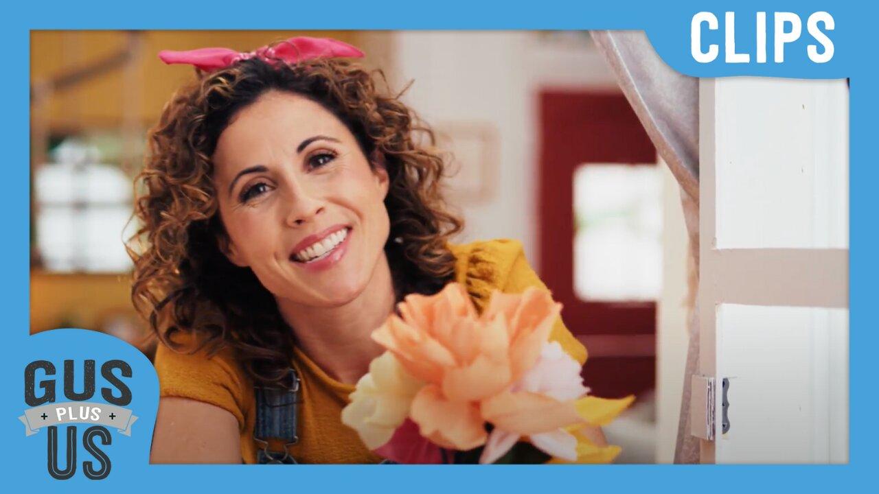 Butterfly Adventures | Gus Plus Us Episode Clips - One News Page VIDEO