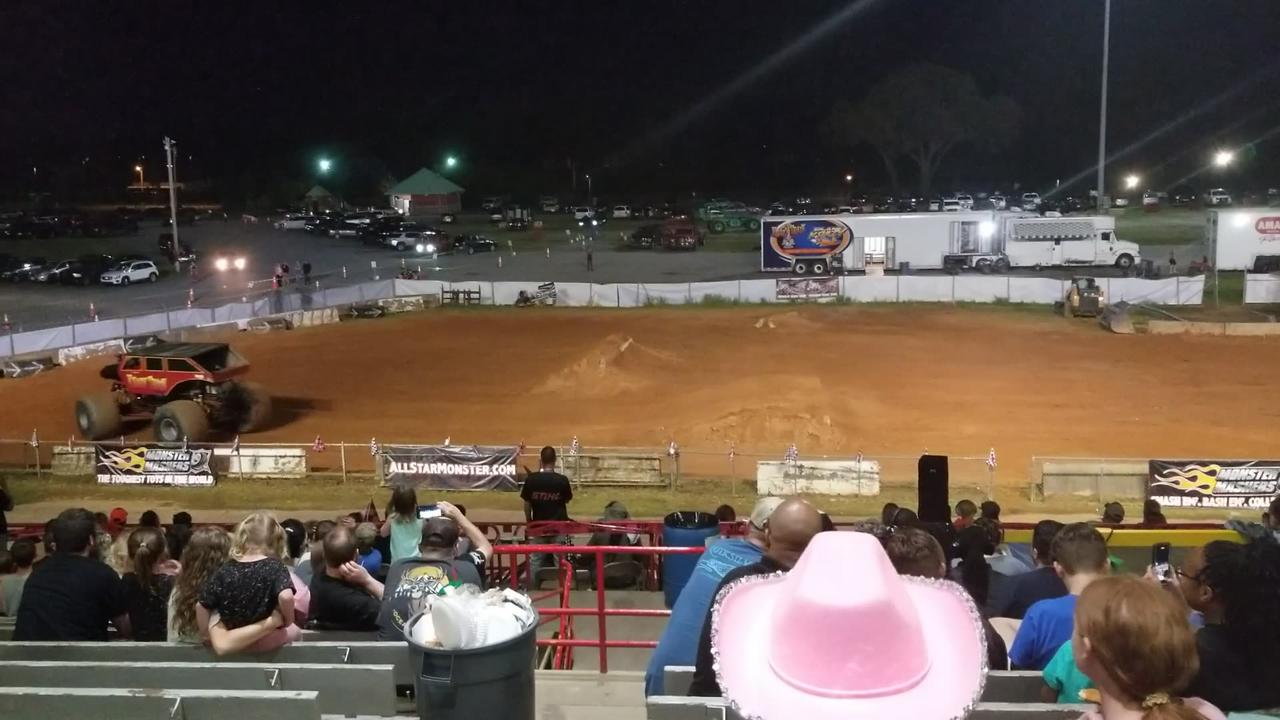 Krazy Train Finale at All Star Monster Truck - One News Page VIDEO