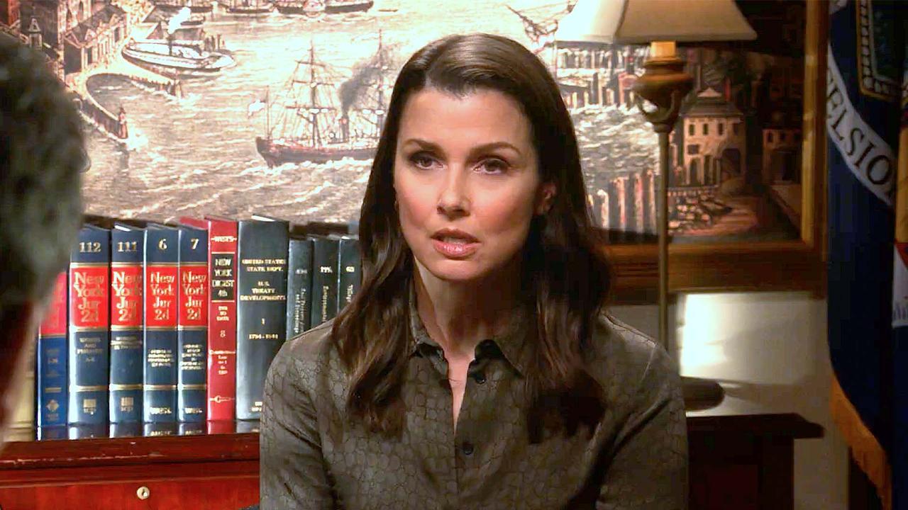 Erin's Not an Actor n This Scene from CBS' Blue - One News Page VIDEO