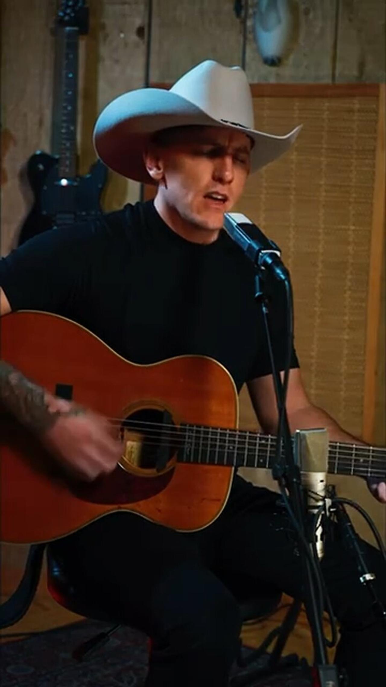 Louis Berry - My Fair Love (Live Studio LA) - One News Page VIDEO