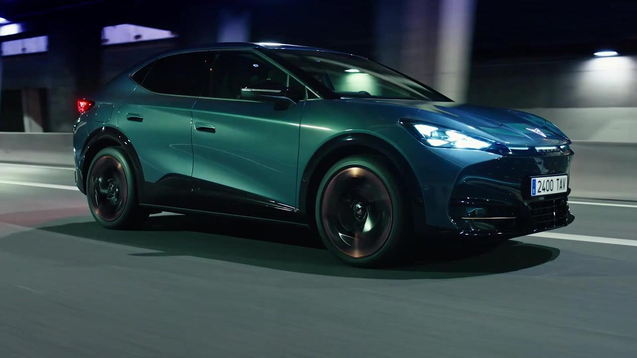 CUPRA Tavascan in Blue Driving Video - One News Page VIDEO