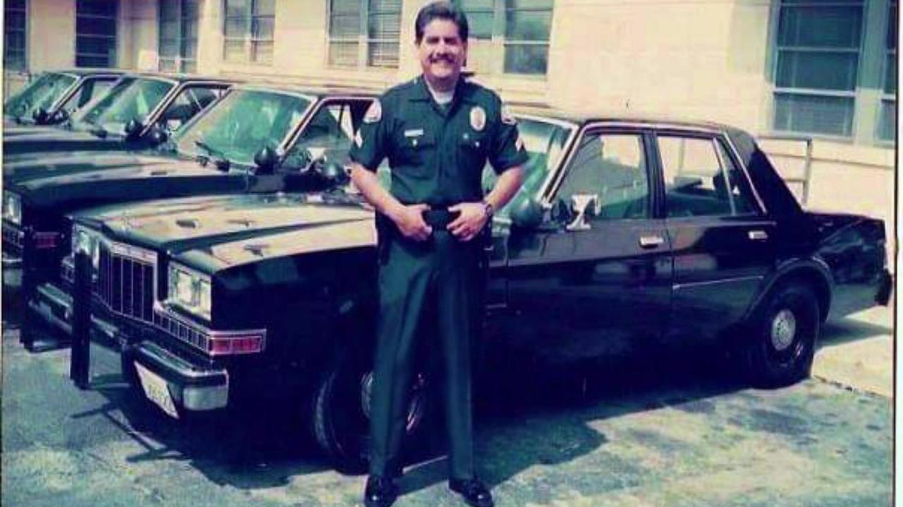 UNDERCOVER COP On GANGS In The 80s, Crack - One News Page VIDEO