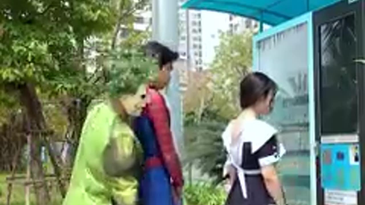 Not Spider Man - One News Page VIDEO