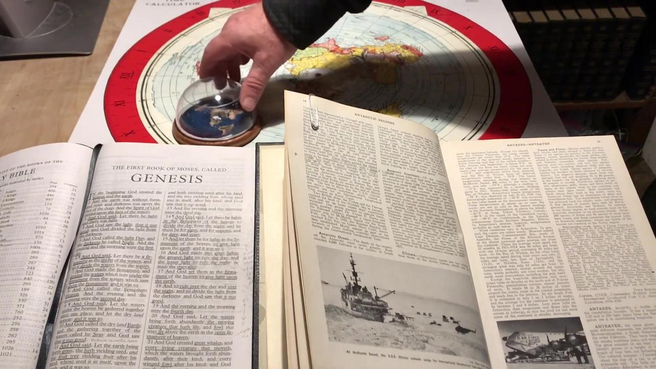 Encyclopedia Americana 1959 - Flat Earth - One News Page VIDEO