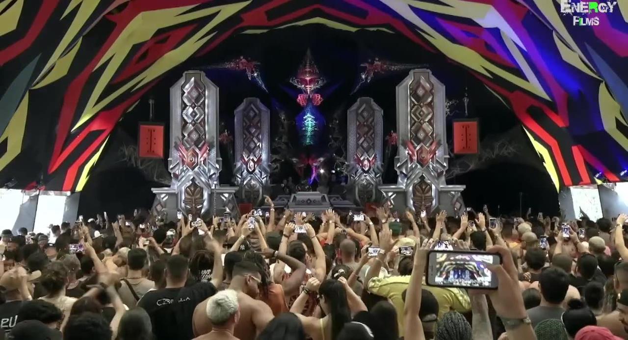 Outsiders @ Adhana Festival - One News Page VIDEO