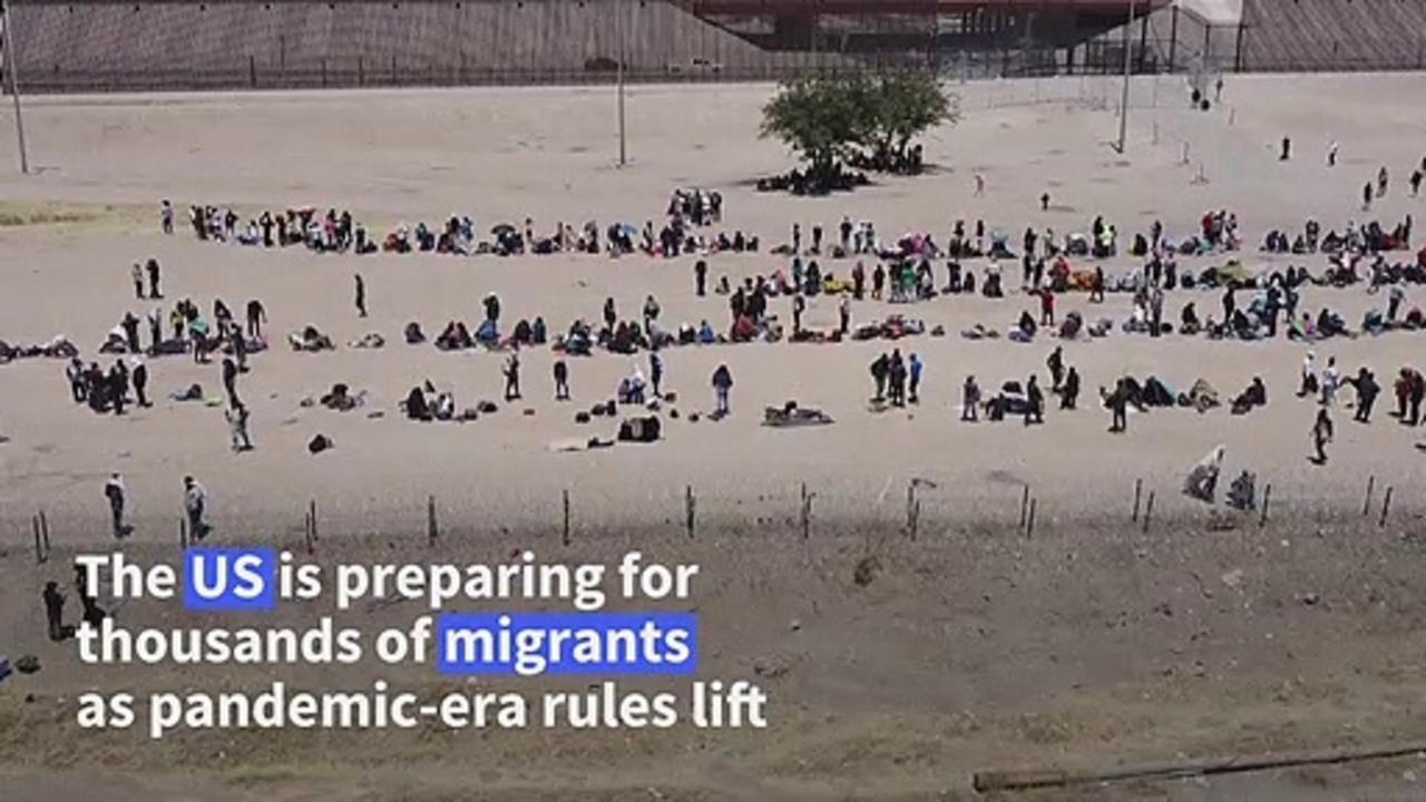 Migrants surge at US border ahead of - One News Page VIDEO